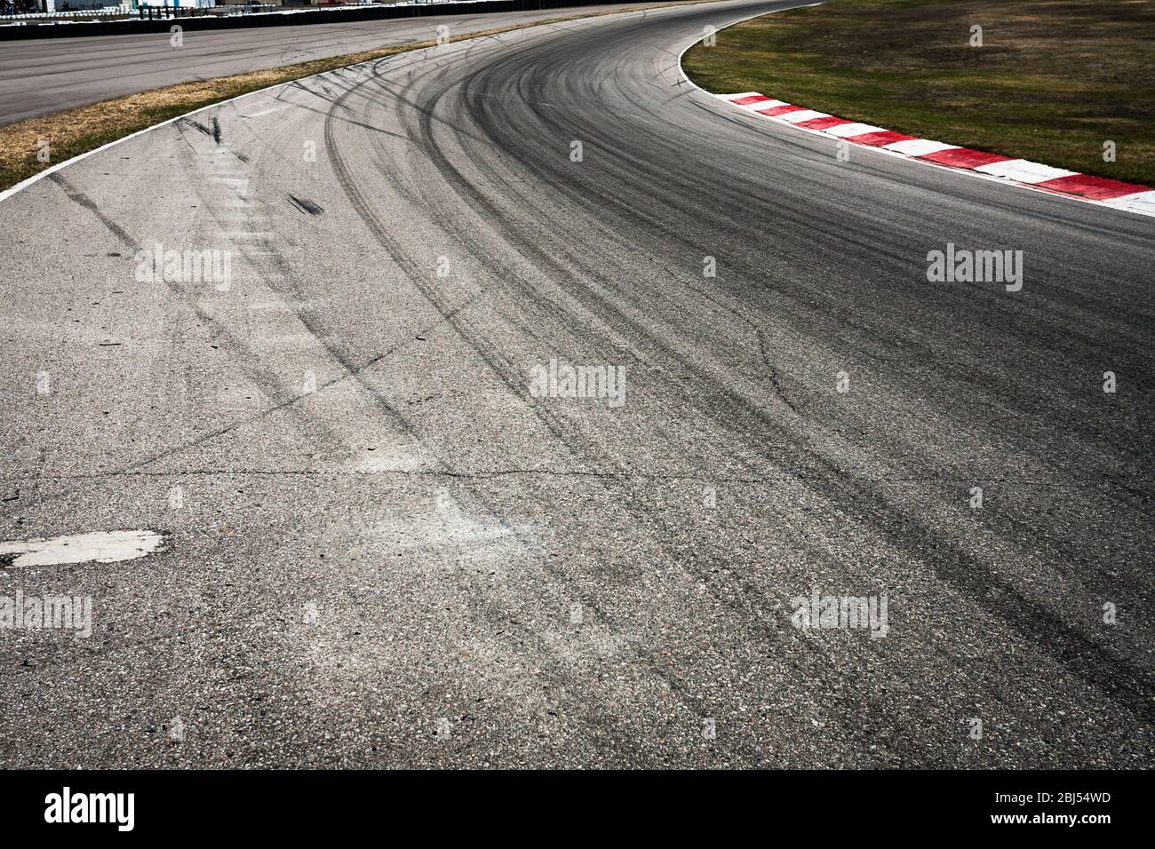 Car race track safety barrier hi-res stock photography and images - Alamy