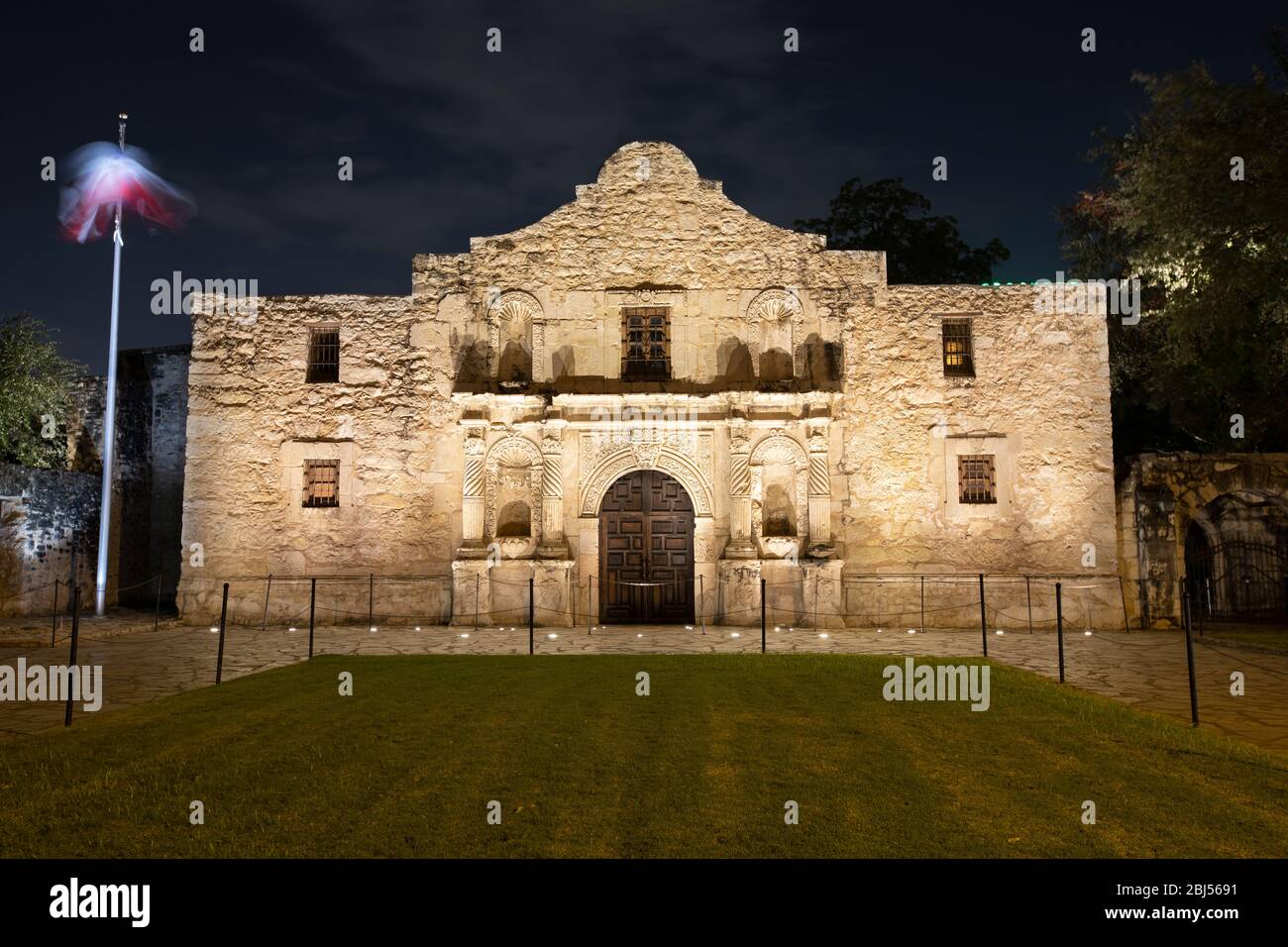 Exterior of alamo hi-res stock photography and images - Alamy