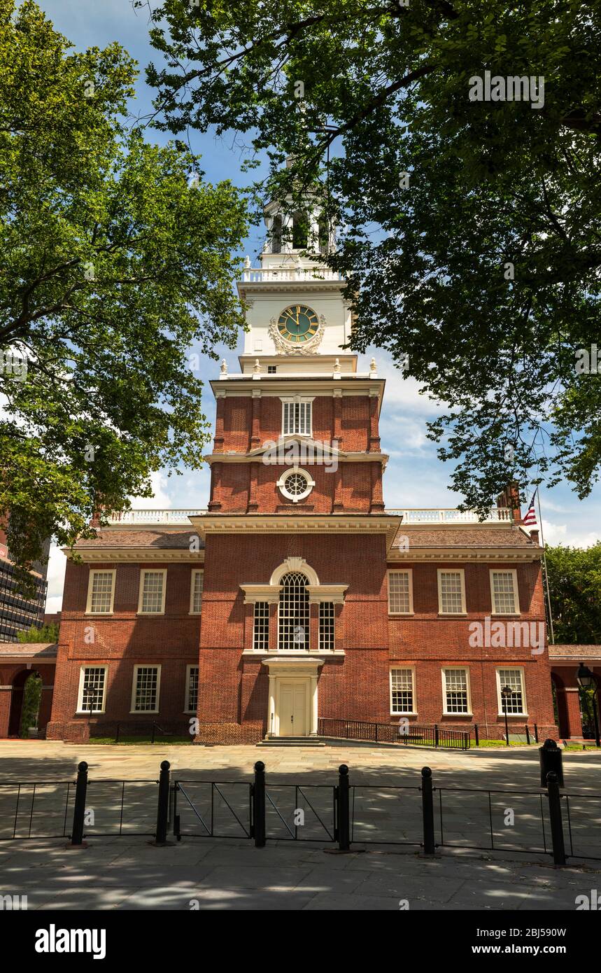Independence Hall where the Declaration of Independence and the U.S ...