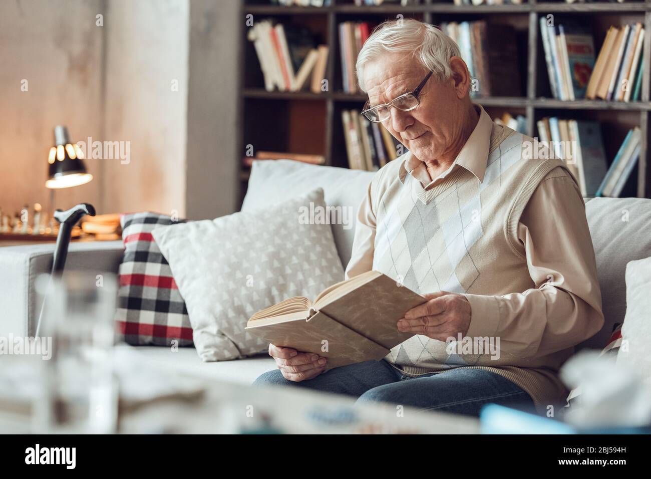 Free library and reading room hi-res stock photography and images - Alamy
