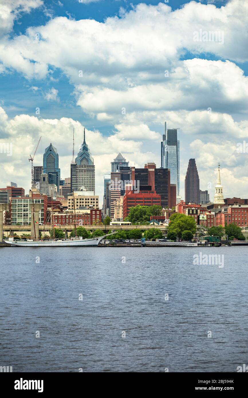 Philadelphia cityscape over the Delaware River in Pennsylvania USA ...