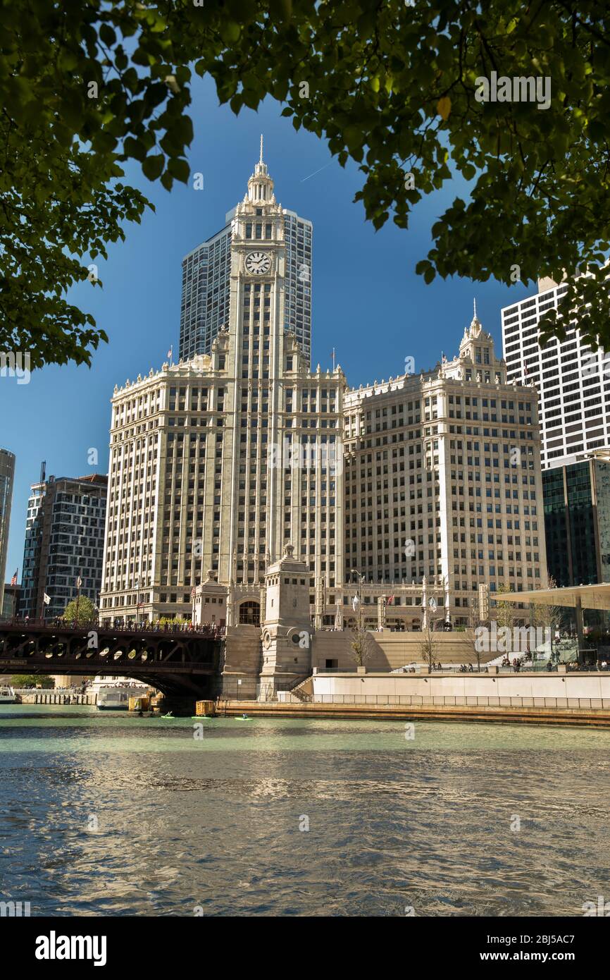 Chicago river illinois hi-res stock photography and images - Alamy