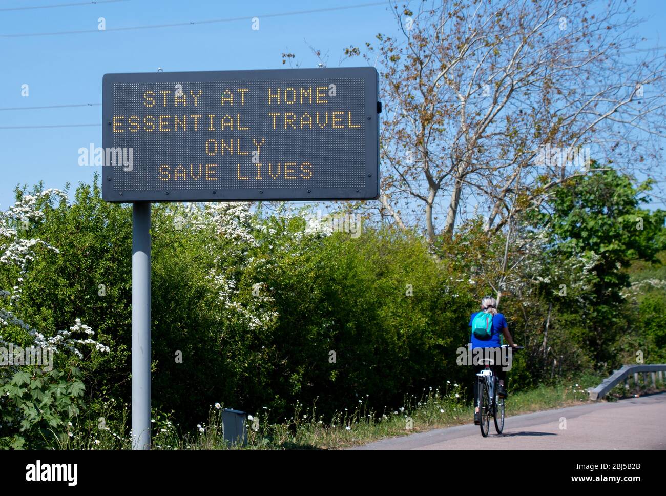 Basingstoke road sign hi-res stock photography and images - Alamy