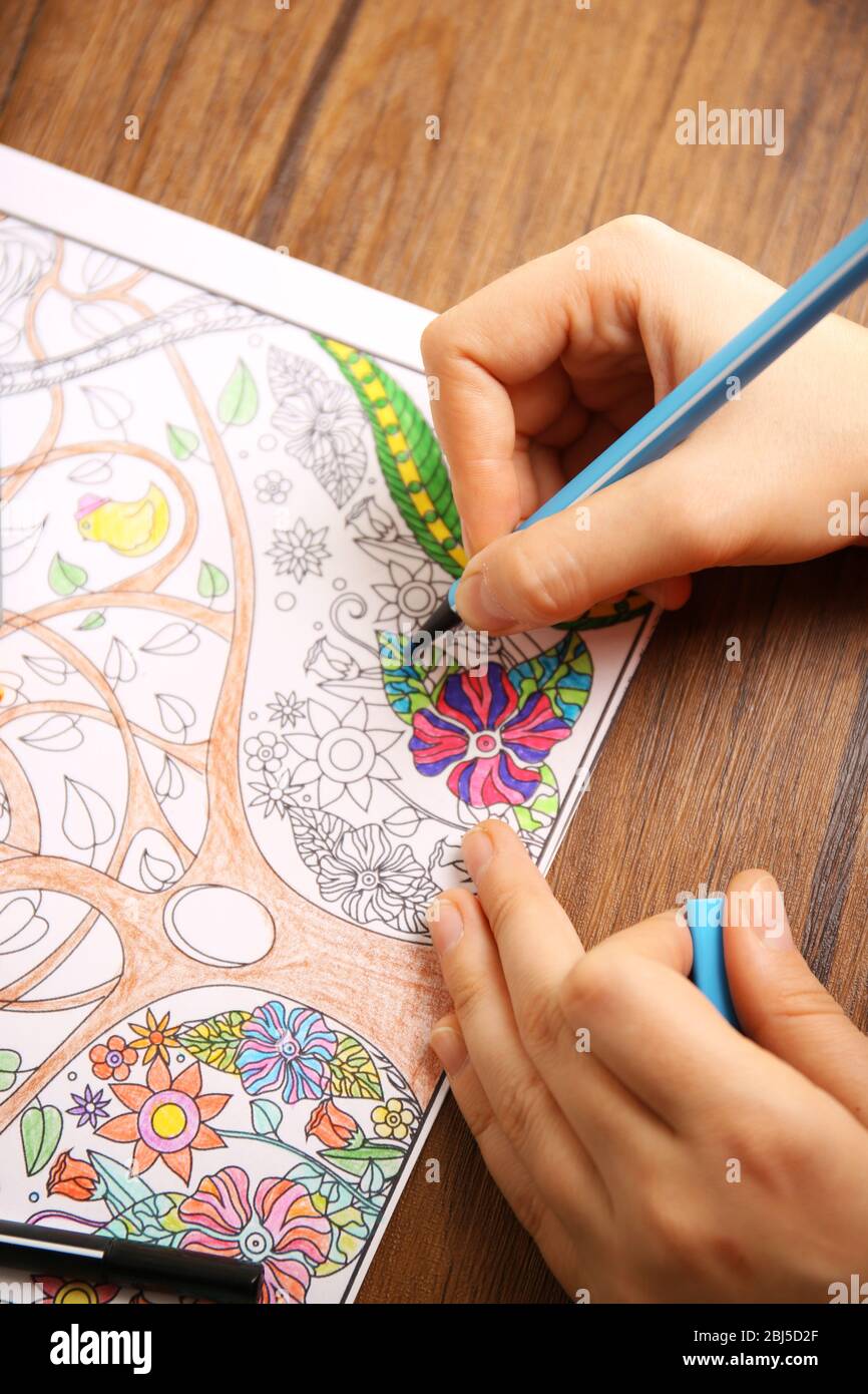Adult colouring hi-res stock photography and images - Alamy