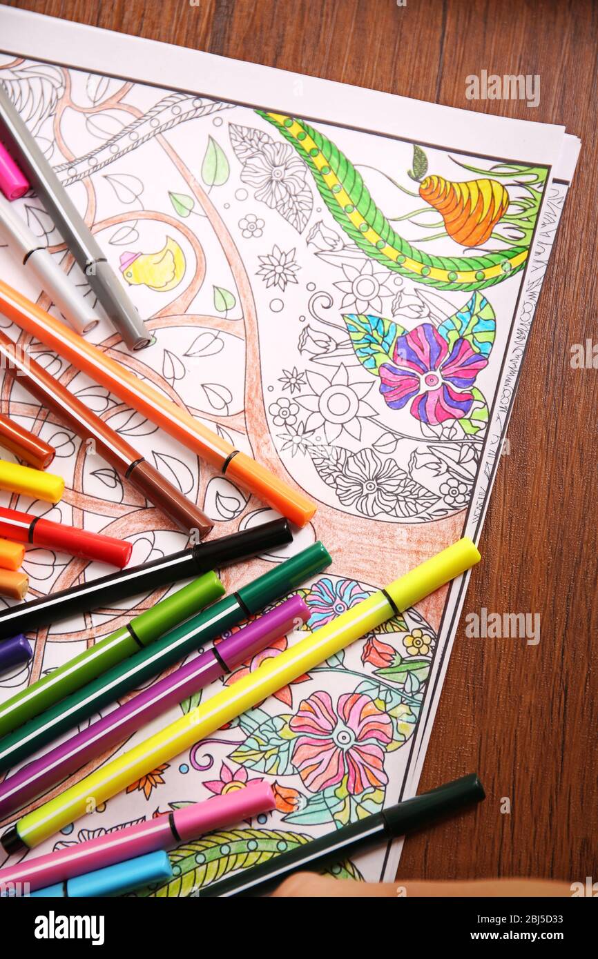 Adult colouring hi-res stock photography and images - Alamy