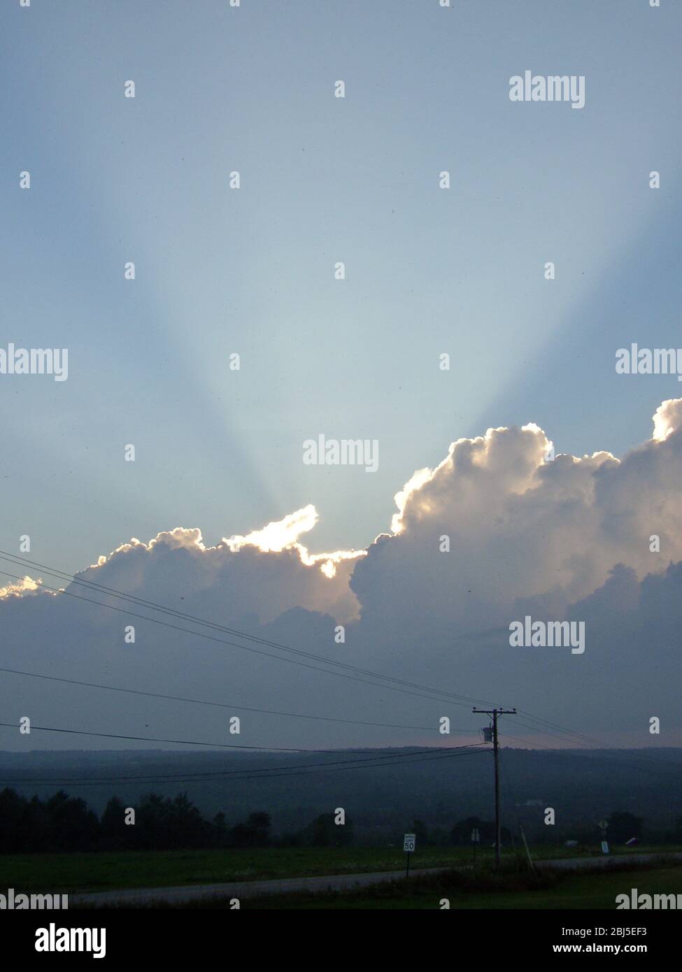 Anticrepuscular ray hi-res stock photography and images - Alamy