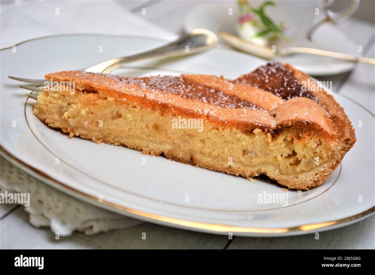 italian pastiera sweet pie from napoli city Stock Photo - Alamy