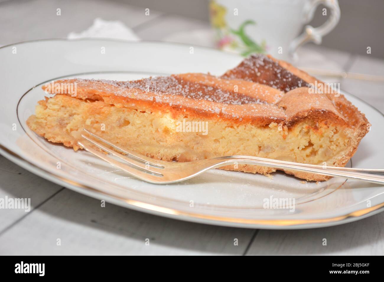 italian pastiera sweet pie from napoli city Stock Photo - Alamy