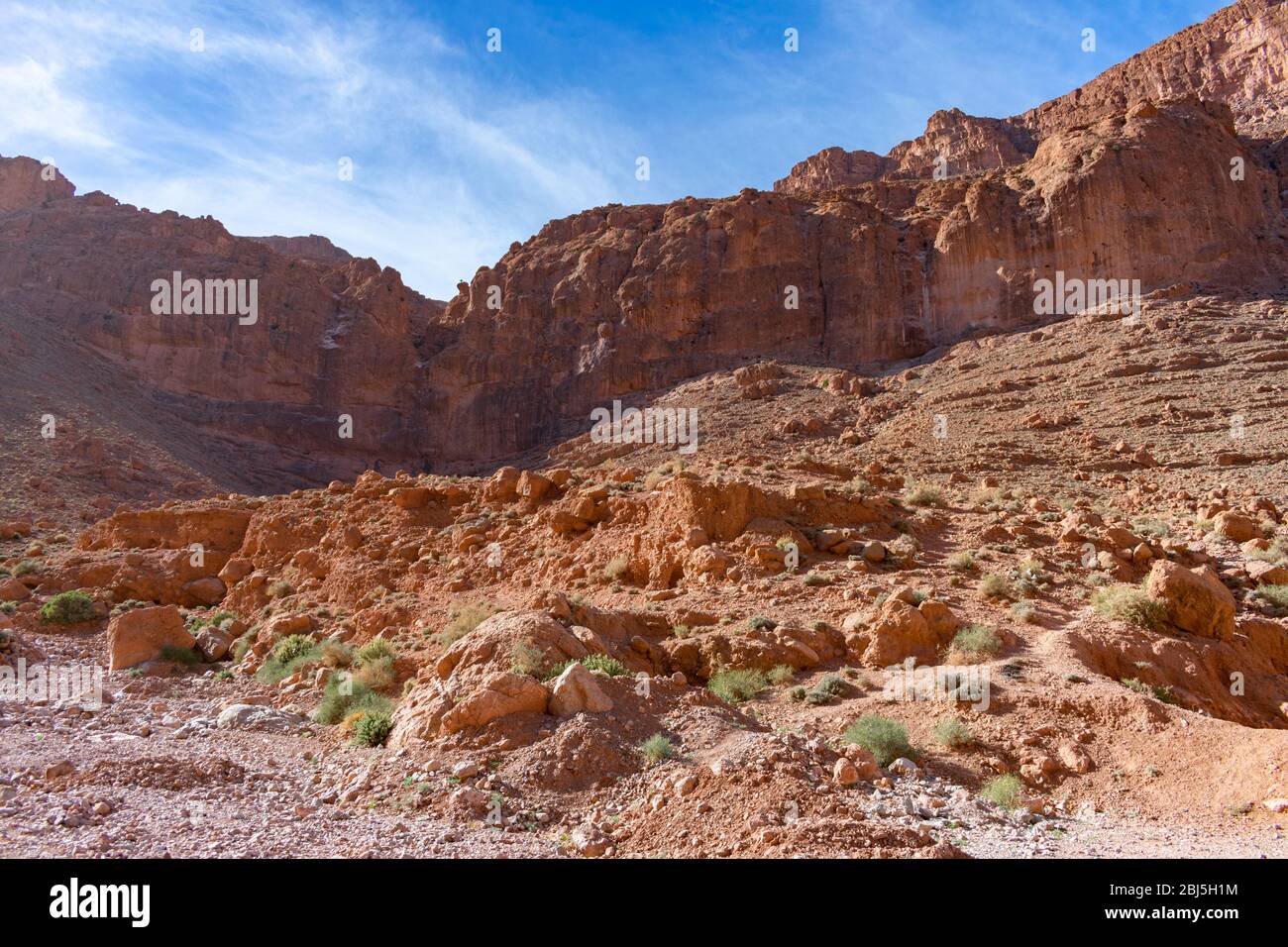 Dry rocky gorge hi-res stock photography and images - Alamy