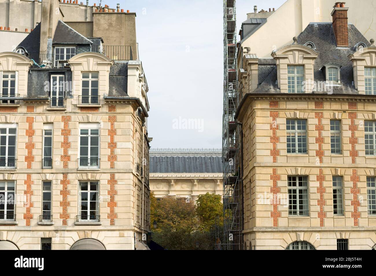 French Building Facade Vernacular Architecture In New France | Virtual