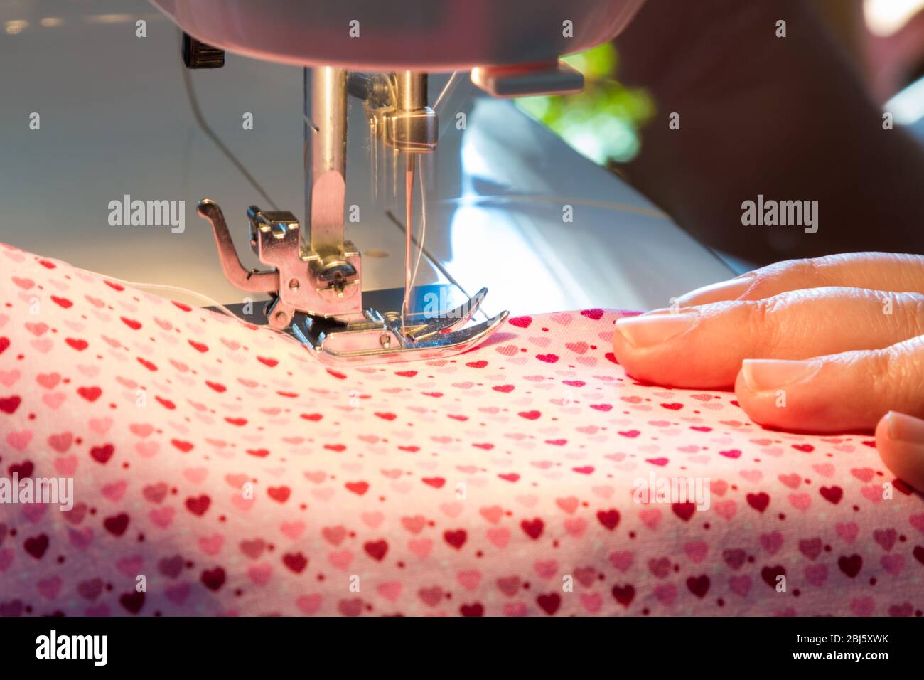 Sewing home-made face masks. Phase 2 - sewing outer and inner cloths ...