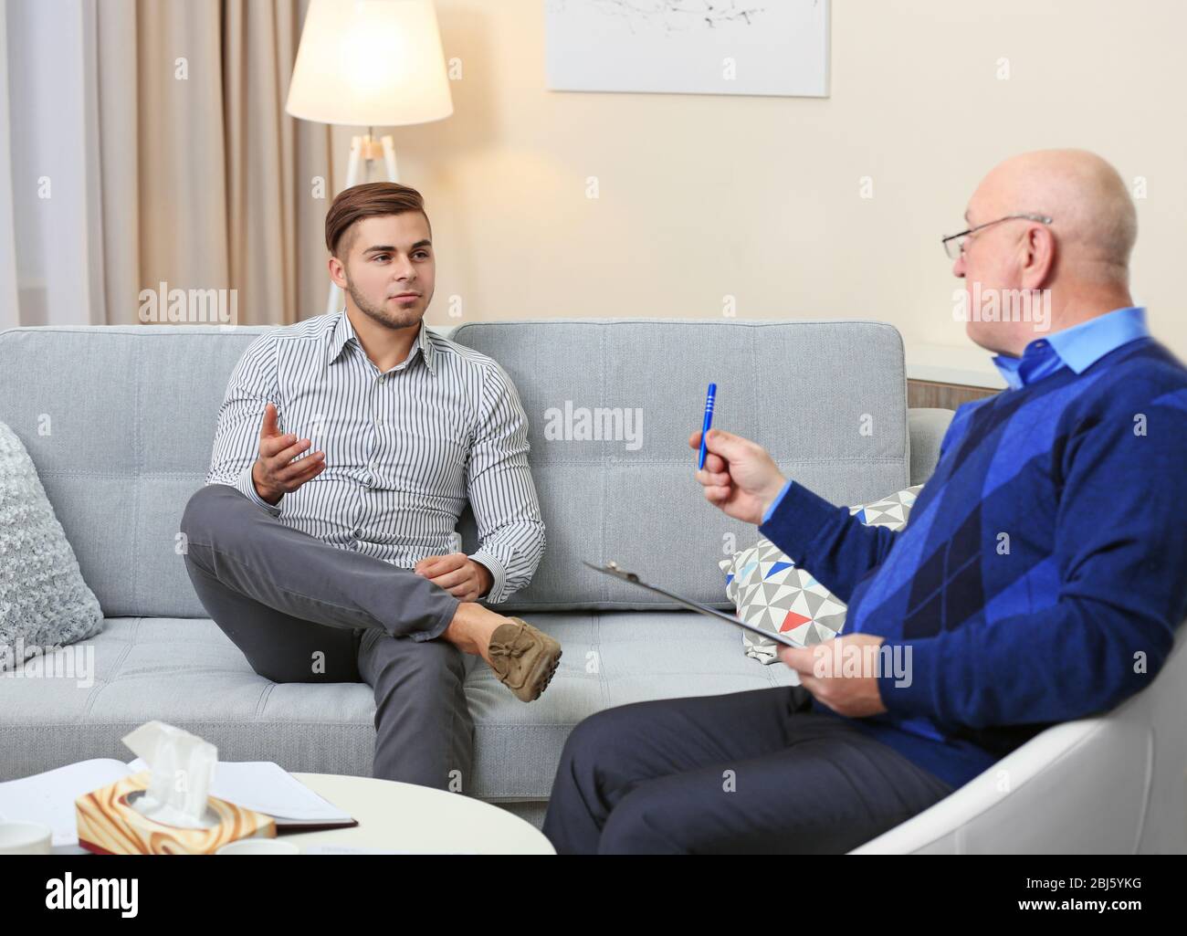 Problems with reception hi-res stock photography and images - Alamy