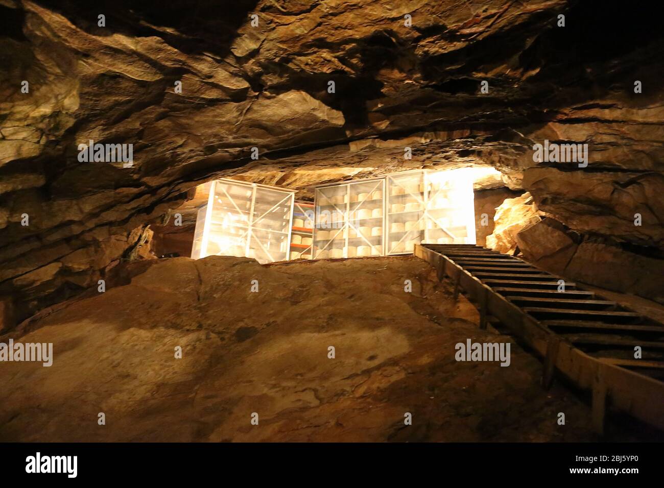 Cheddar Gorge is a limestone gorge in the Mendip Hills , near the ...
