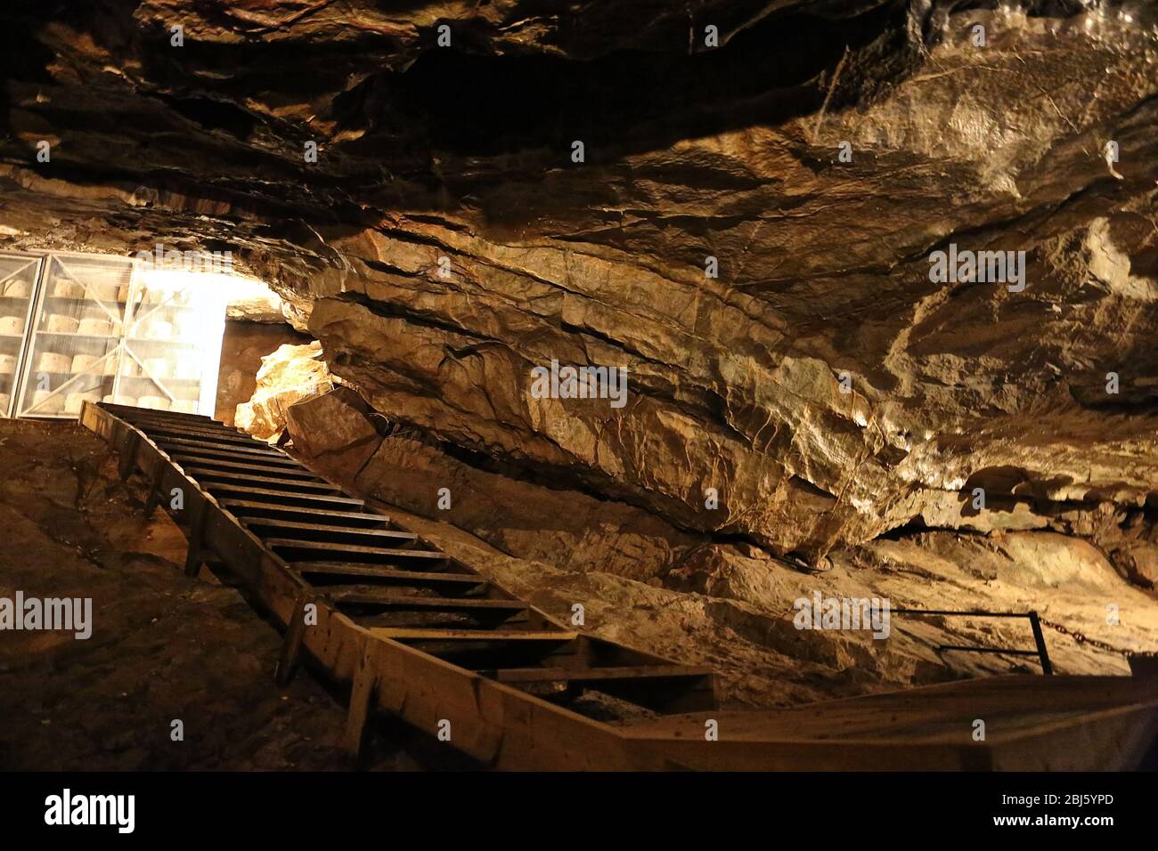 Cheddar Gorge is a limestone gorge in the Mendip Hills , near the ...