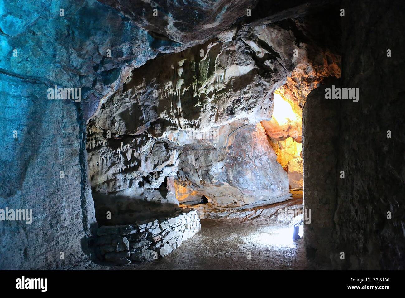 Cheddar Gorge is a limestone gorge in the Mendip Hills , near the ...