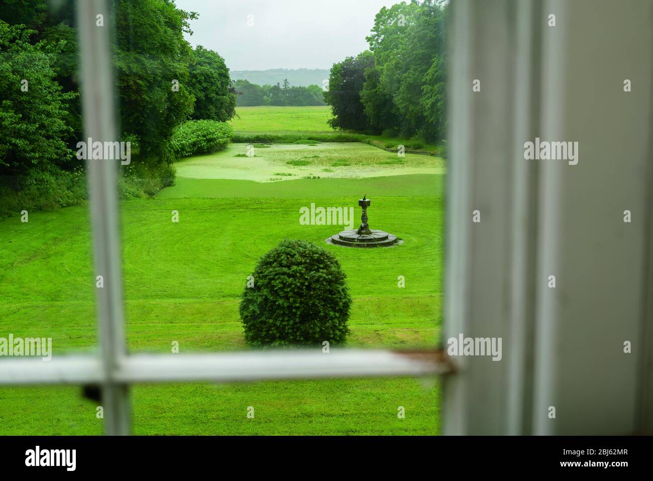 Sundial at Estate in Ireland Stock Photo - Alamy