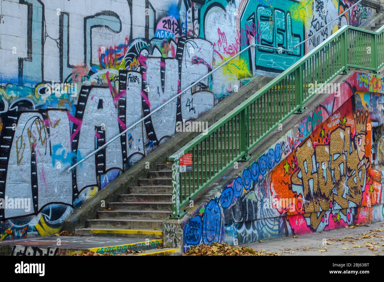 Danube canal graffiti art vienna hi-res stock photography and images ...