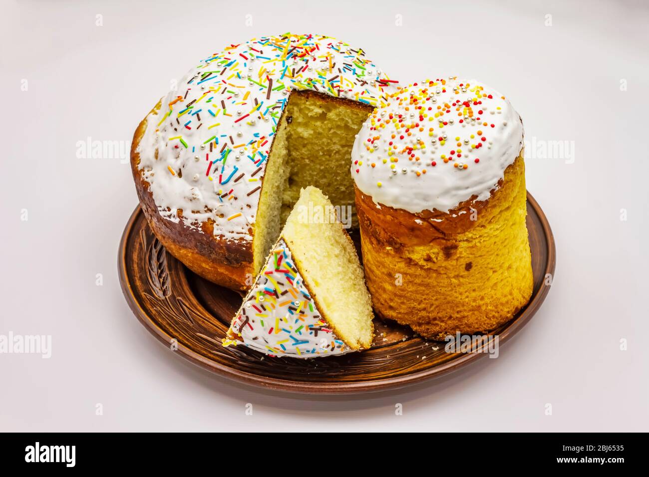 Easter cakes isolated on white background. Traditional Orthodox festive ...