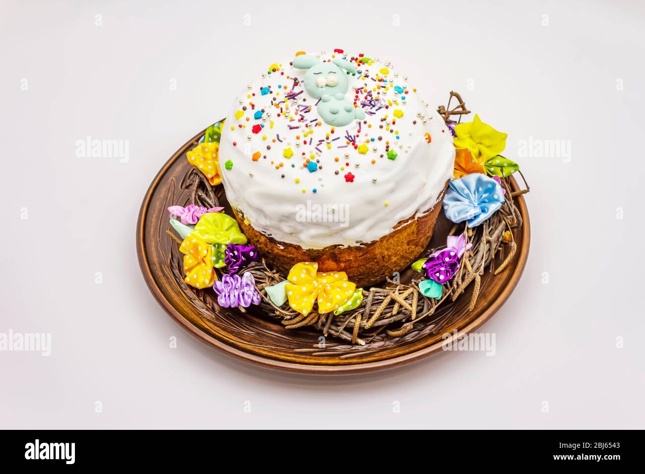 Easter cake isolated on white background. Traditional Orthodox festive ...