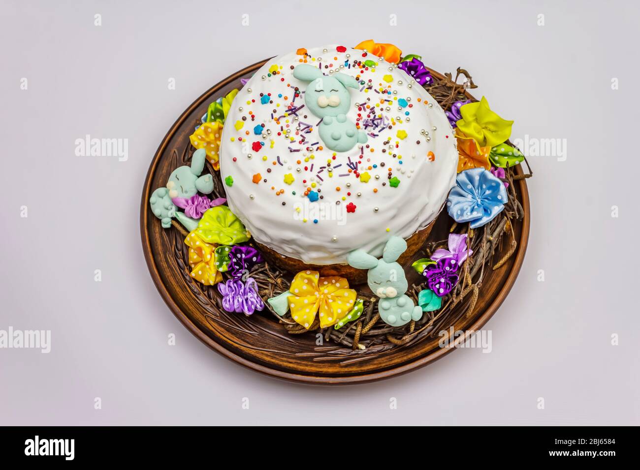 Easter cake isolated on white background. Traditional Orthodox festive ...