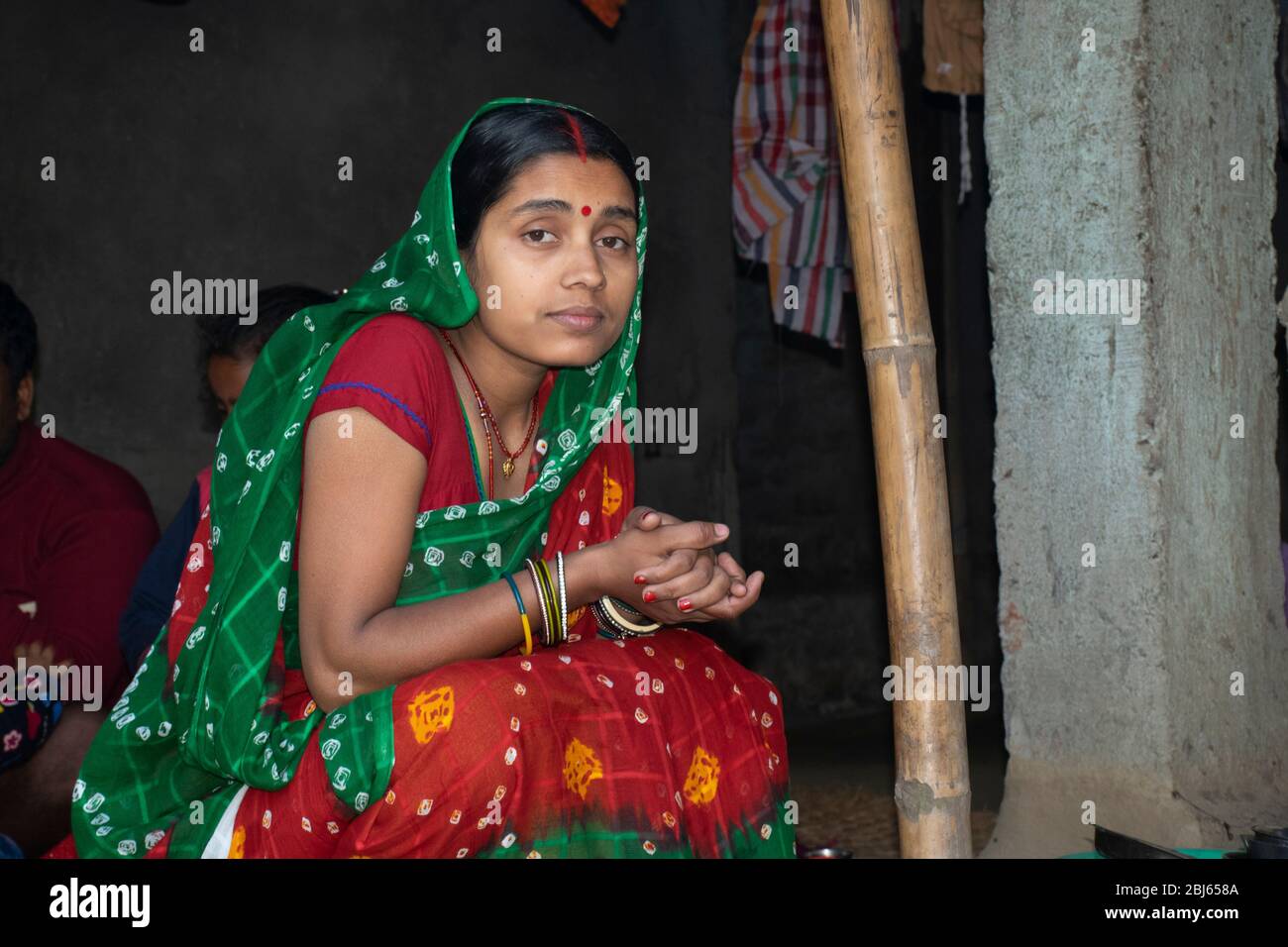 indian woman in sari sitting and smile Stock Photo - Alamy