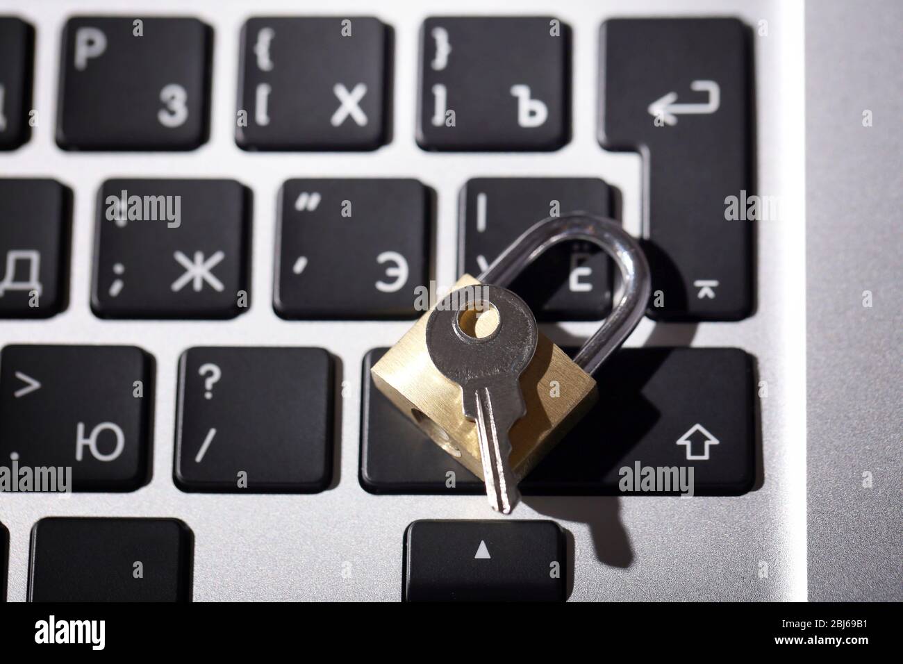 Cyber safety concept - lock on computer keyboard Stock Photo - Alamy