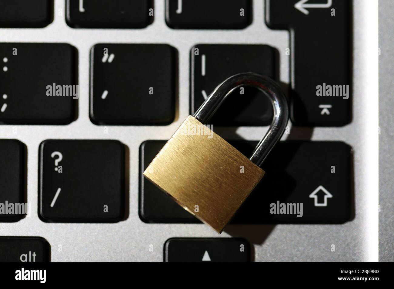 Cyber safety concept - lock on computer keyboard Stock Photo - Alamy