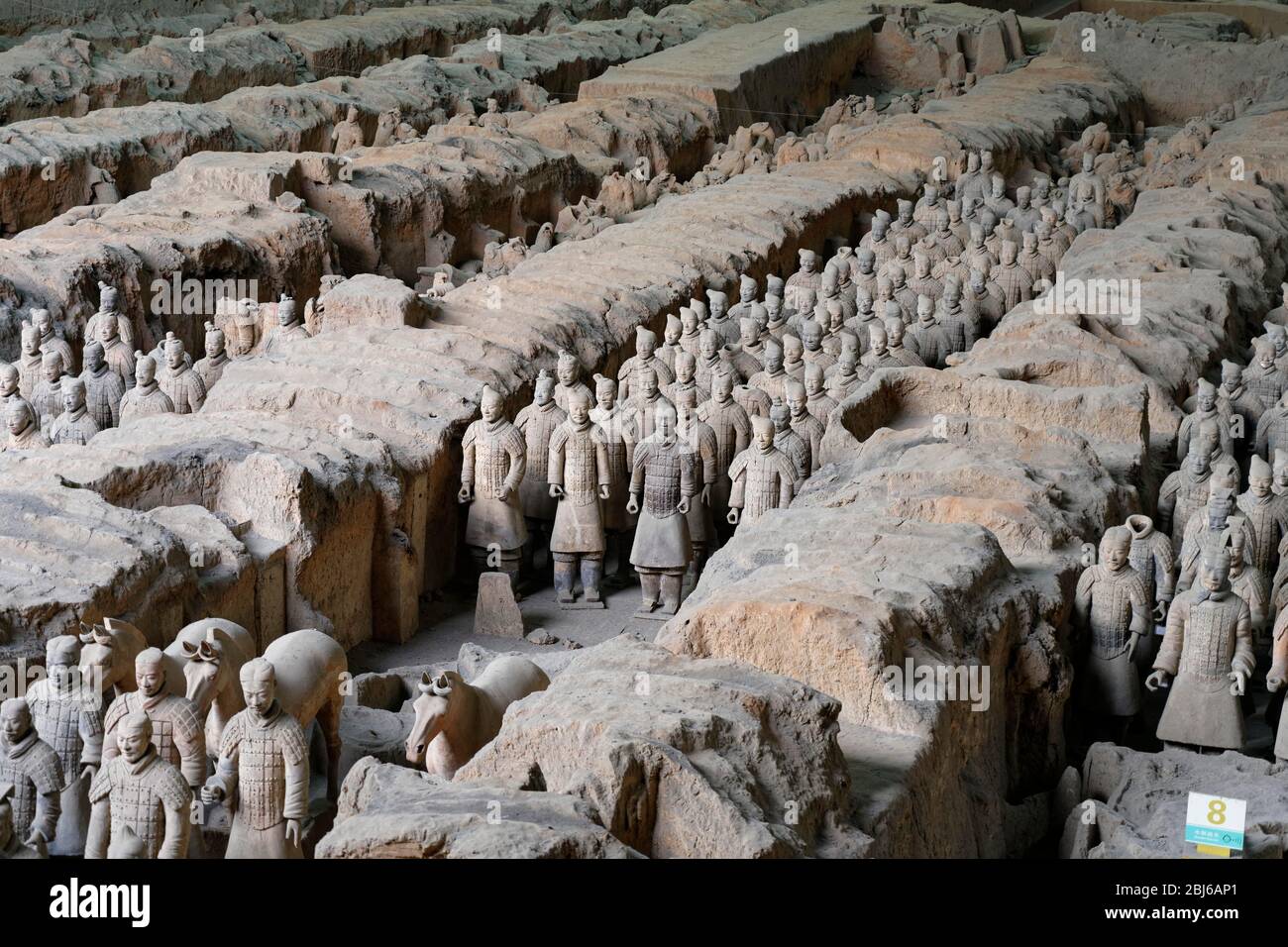 Early Chinese tomb, Terracotta Army, Pit 1, Mausoleum Qin Shihuangdis ...