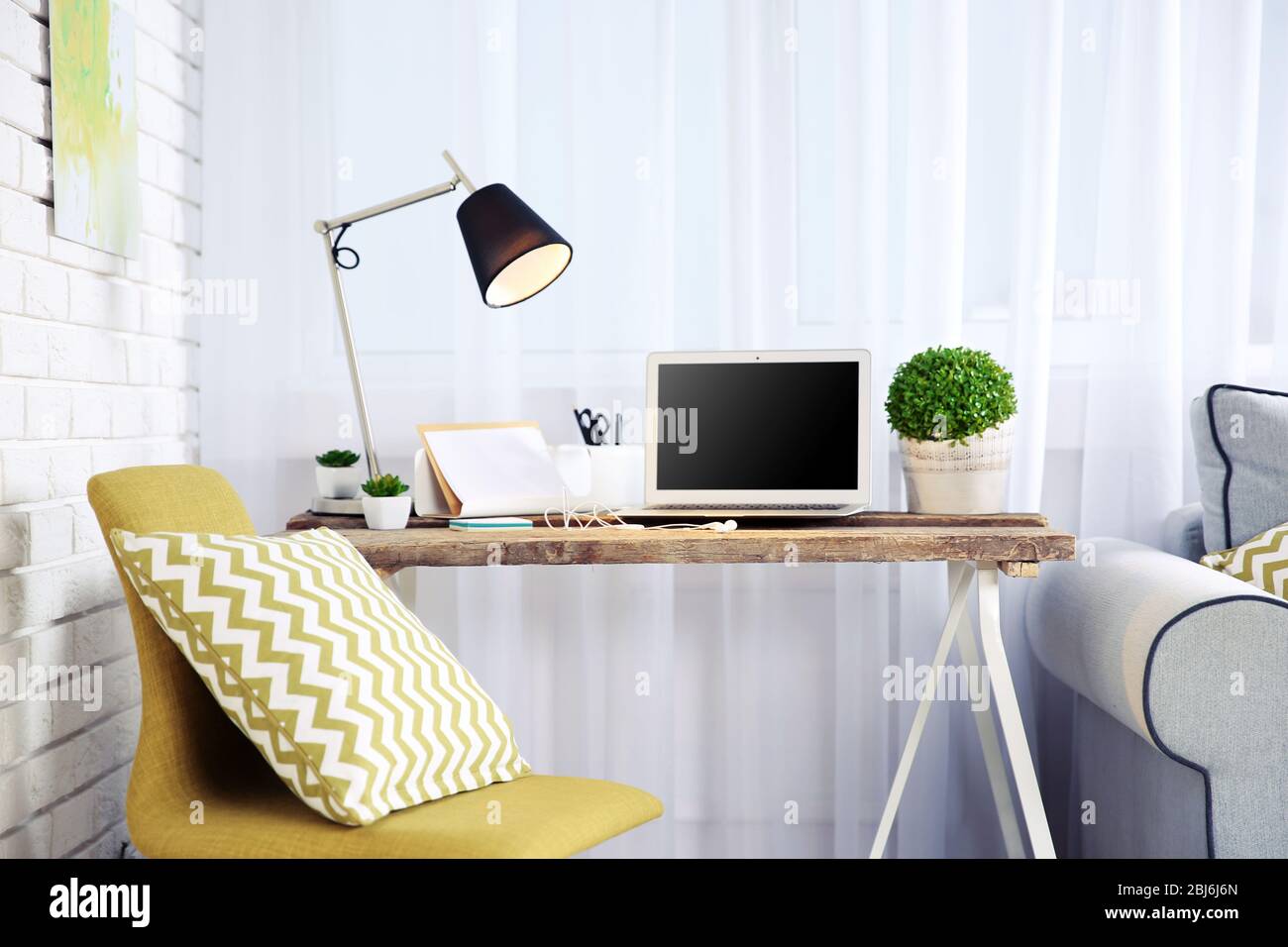 Modern workplace at home Stock Photo - Alamy