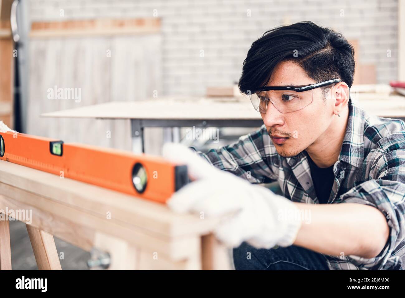 Workmans home hi-res stock photography and images - Alamy