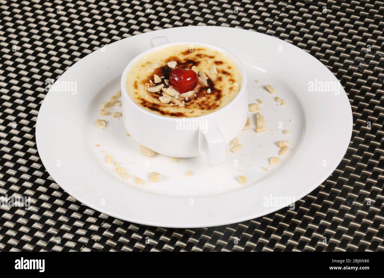 Um Ali High Resolution Stock Photography and Images - Alamy