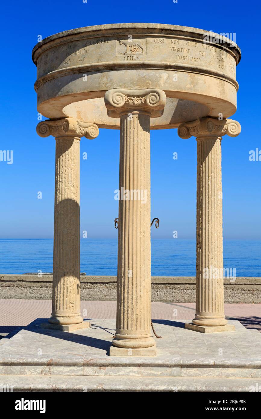 Monument on the pier, Port of Giardini Naxos, Sicily Island, Italy ...