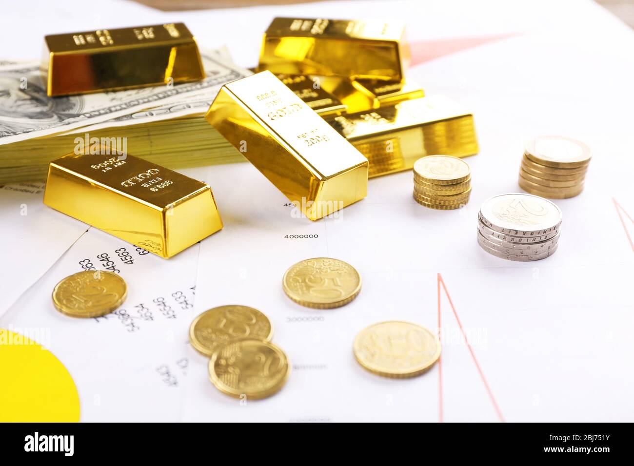 Pile gold bars and coins hi-res stock photography and images - Alamy