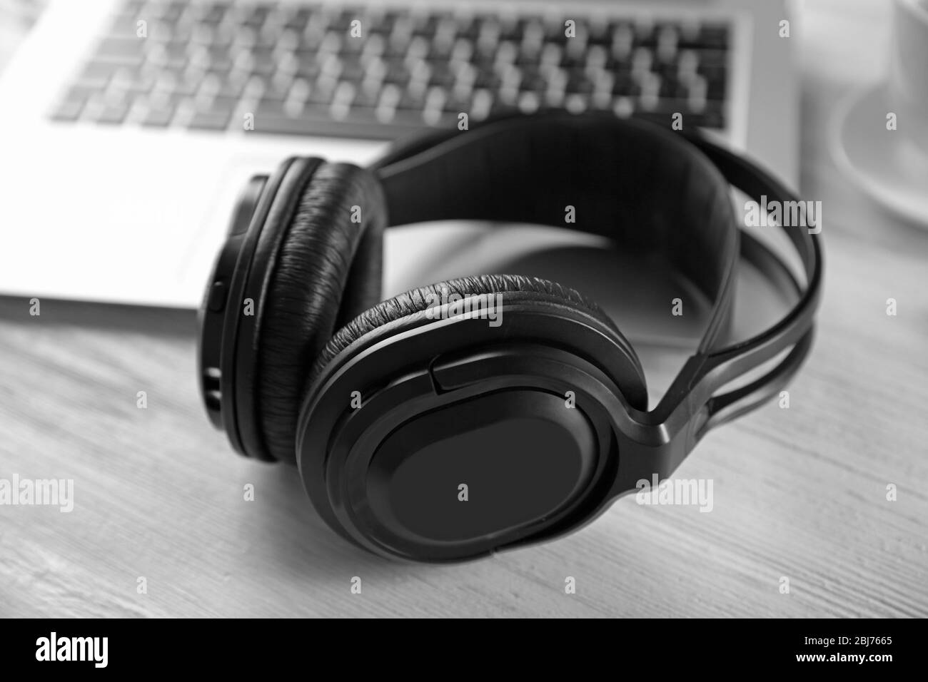 Laptop wooden table Black and White Stock Photos & Images - Alamy