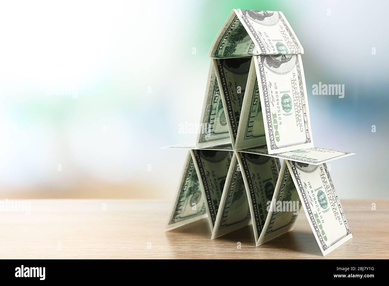 Money pyramid hi-res stock photography and images - Alamy