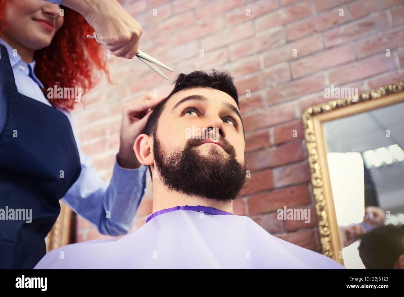 Hands barber woman working hi-res stock photography and images - Alamy