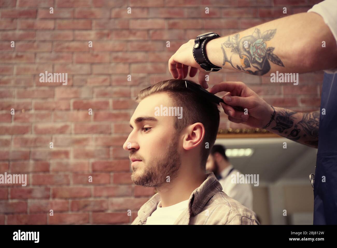 Hairdress shop hi-res stock photography and images - Alamy