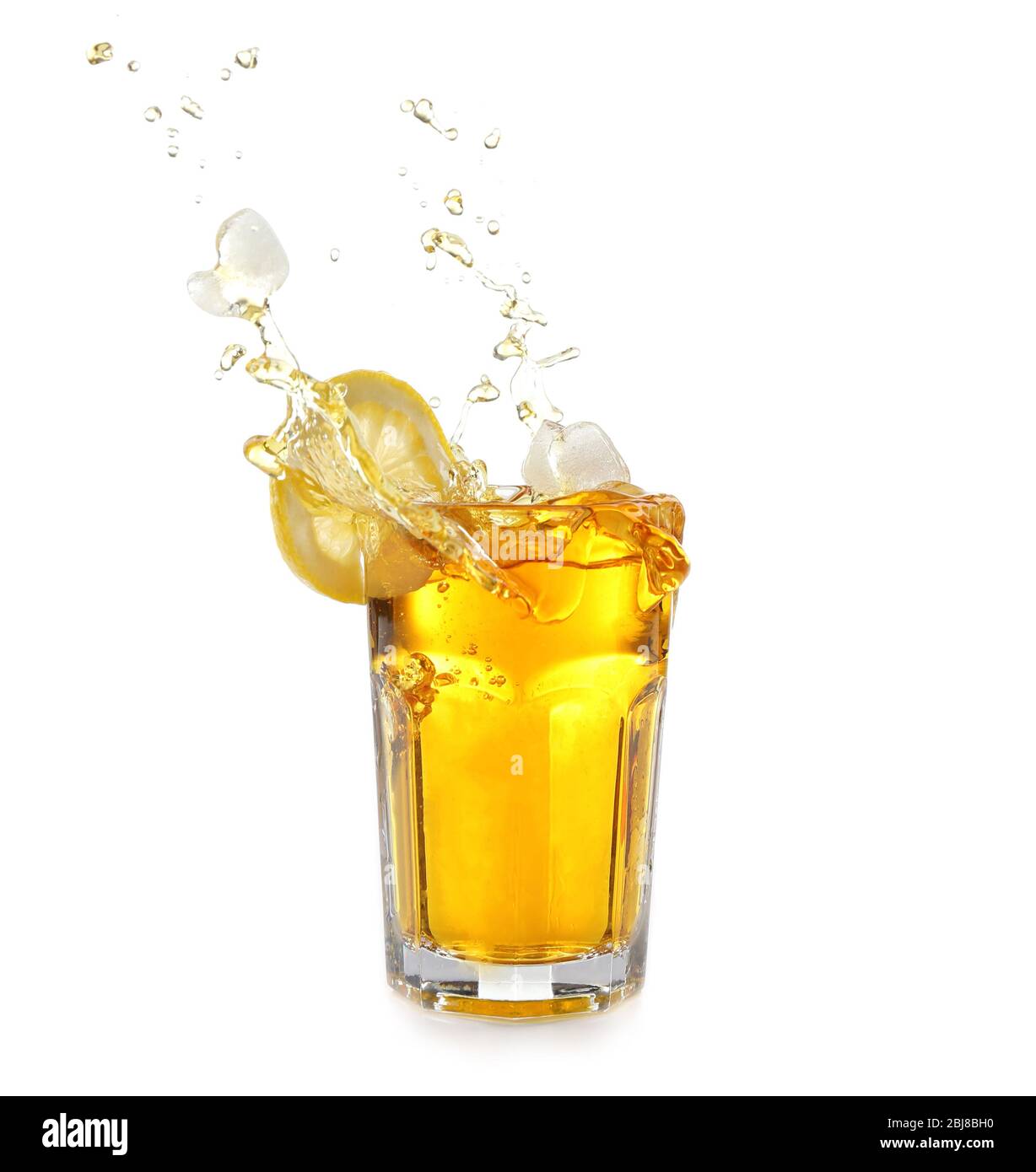 Ice tea splash on hi-res stock photography and images - Alamy