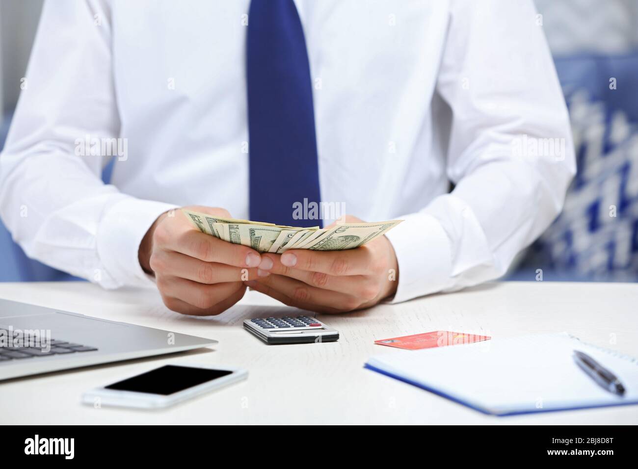 Check calculations hi-res stock photography and images - Alamy