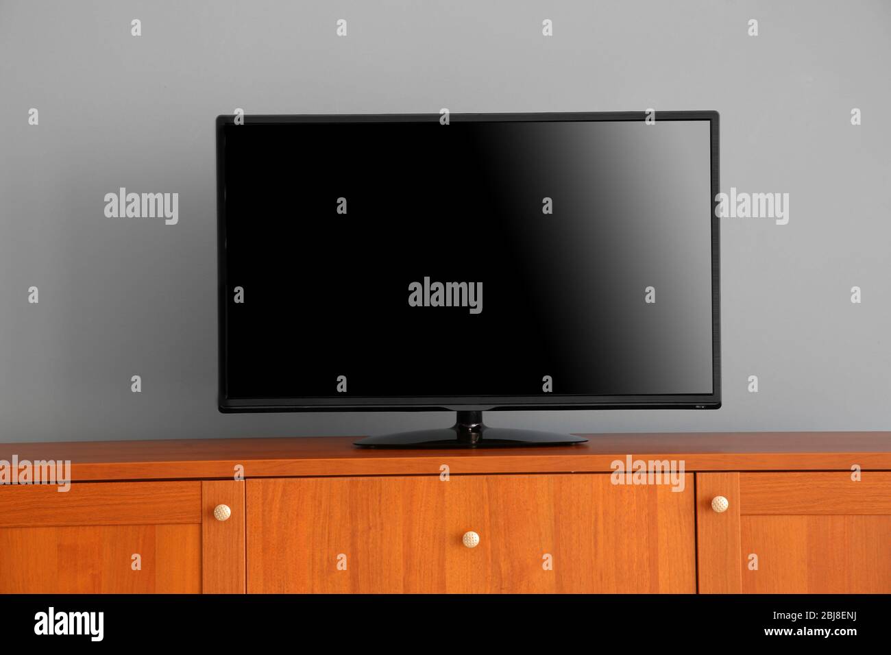 Wide screen tv hi-res stock photography and images - Alamy