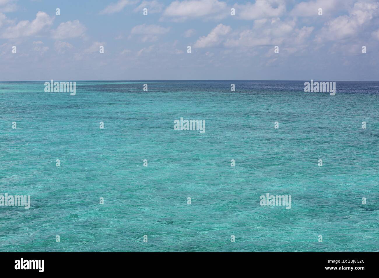 Boundless ocean water clear sky hi-res stock photography and images - Alamy