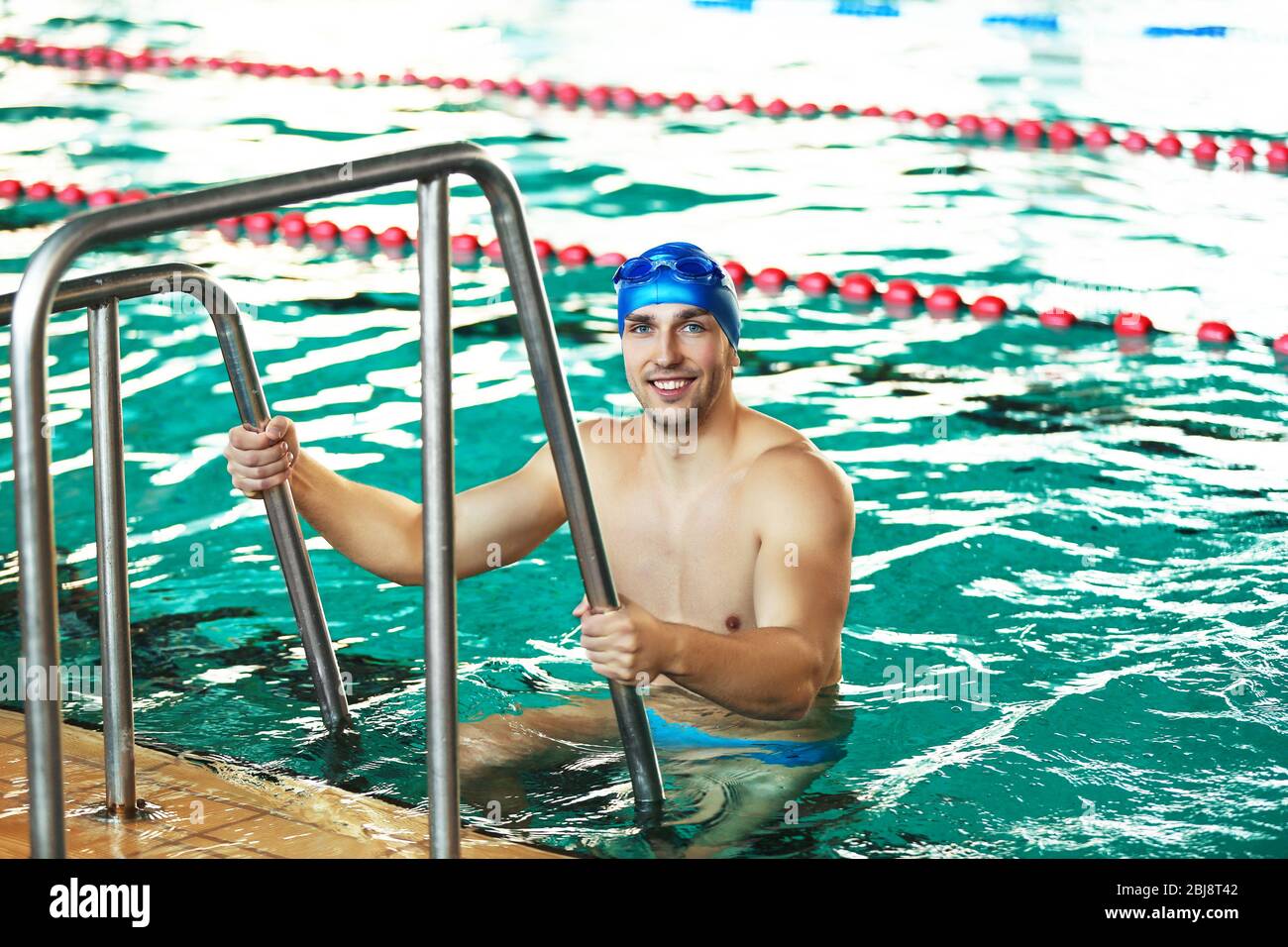 Handsome sporty man in the swimming pool Stock Photo - Alamy