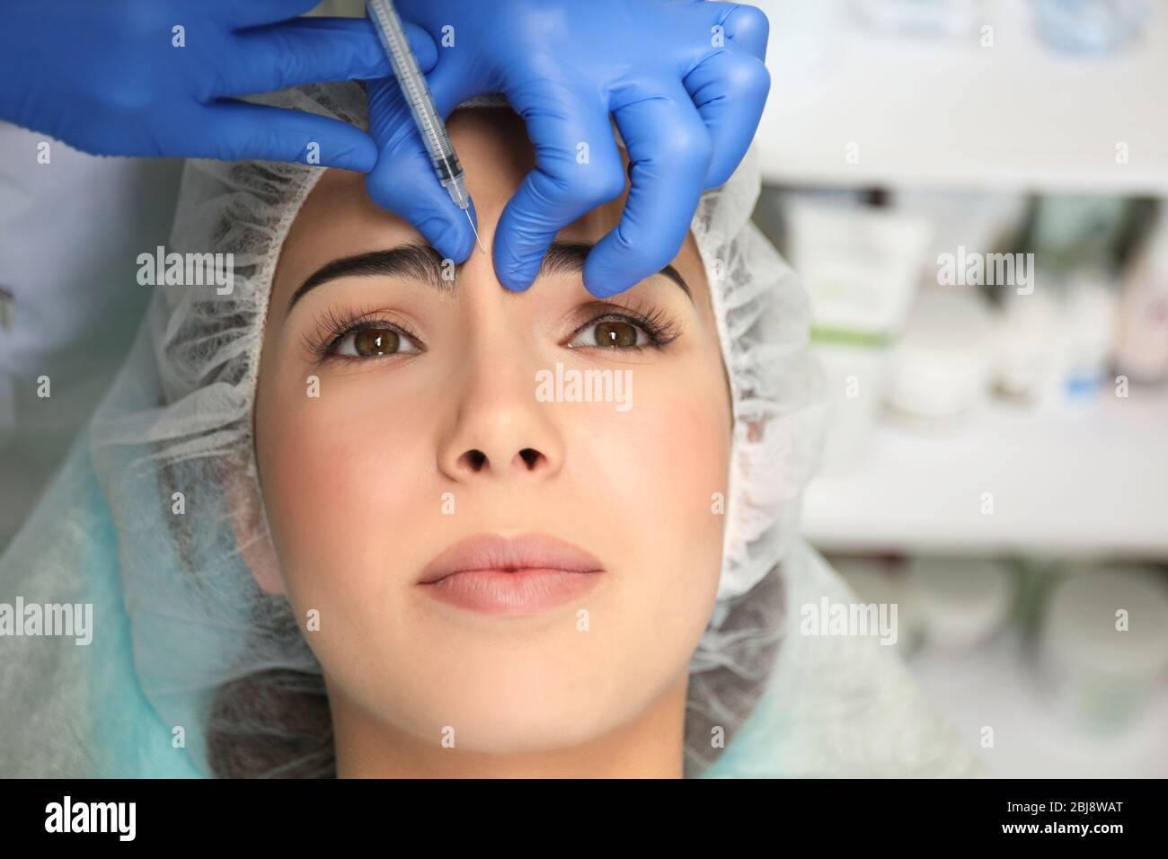 Plastic surgery on the eyelids hi-res stock photography and images - Alamy