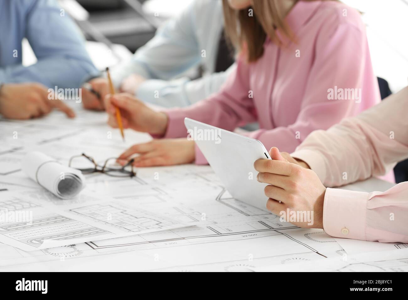 Young engineers working in hi-res stock photography and images - Alamy