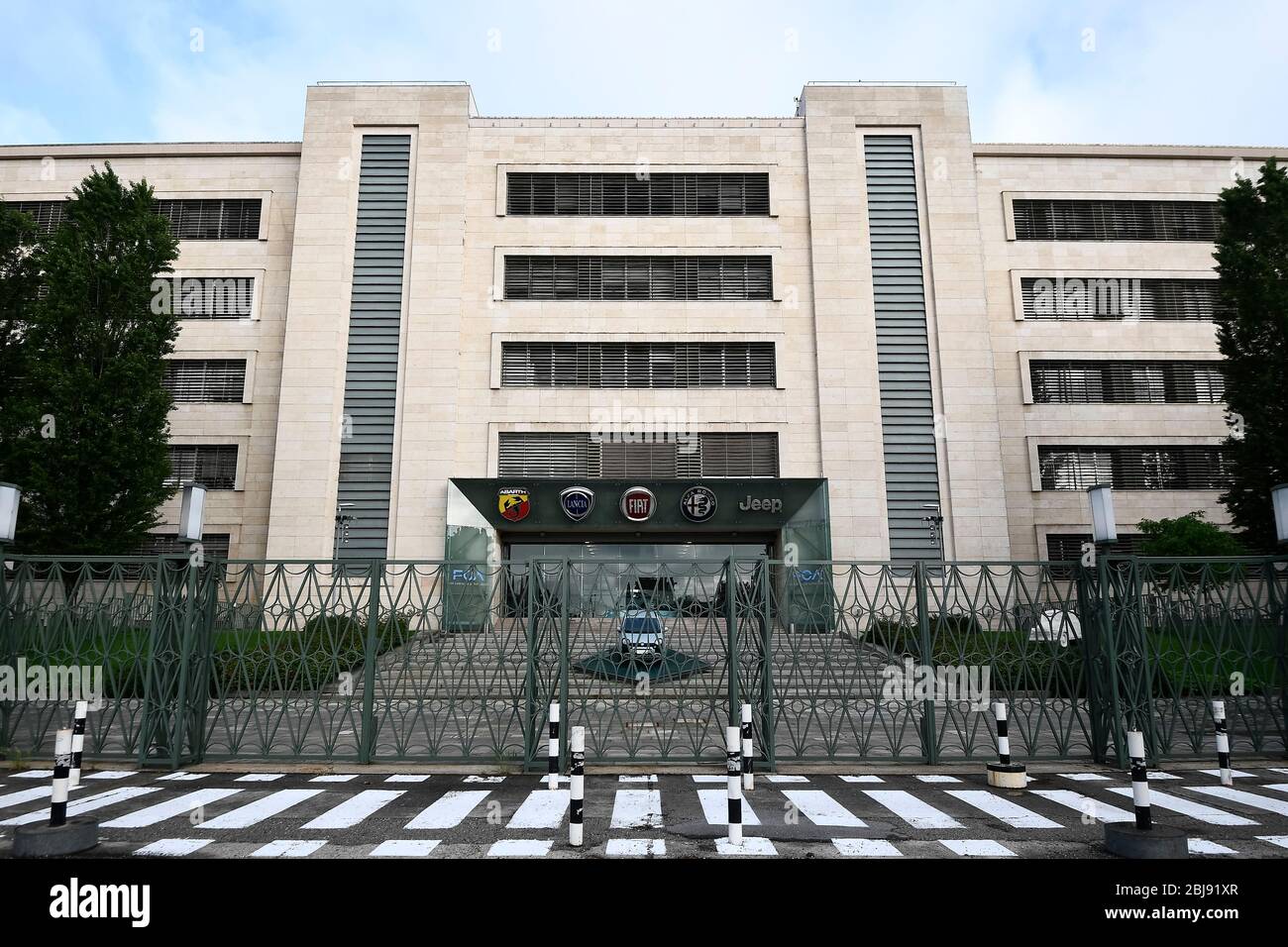 Fiat mirafiori plant hi-res stock photography and images - Alamy