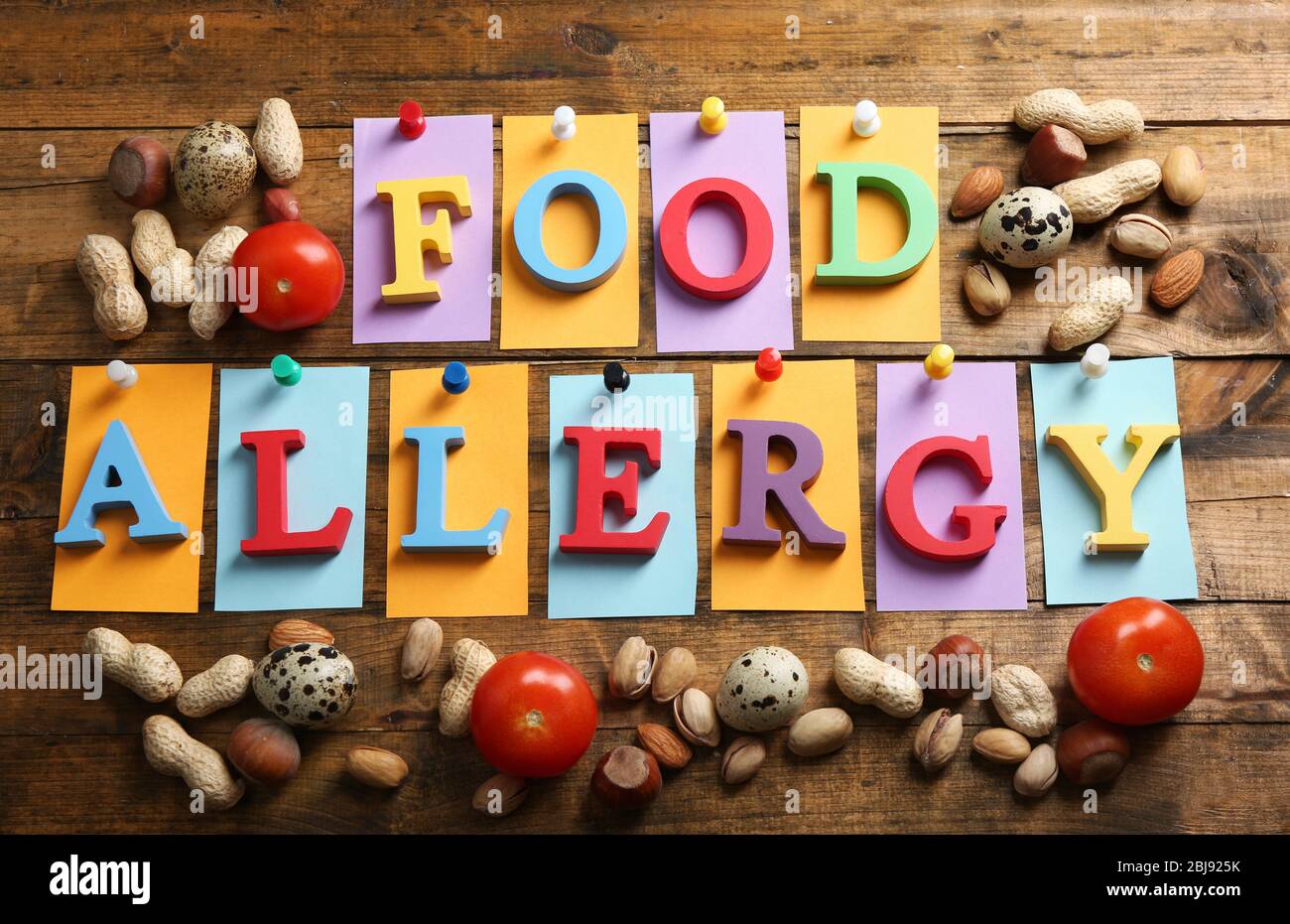 Nut allergy sign hi-res stock photography and images - Alamy