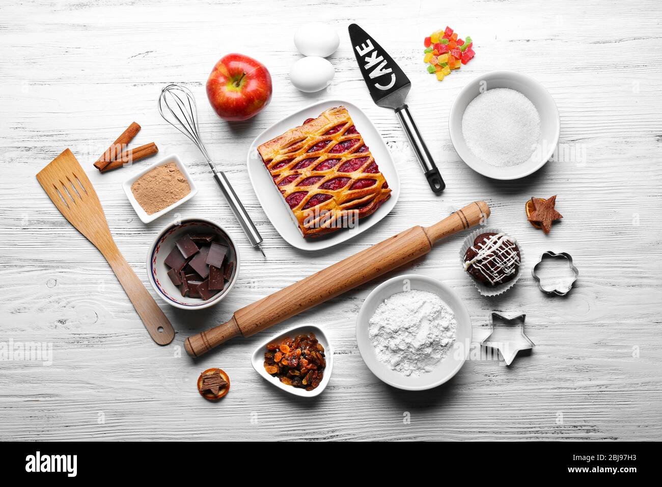 Pie cooking ingredients. Flat lay Stock Photo - Alamy