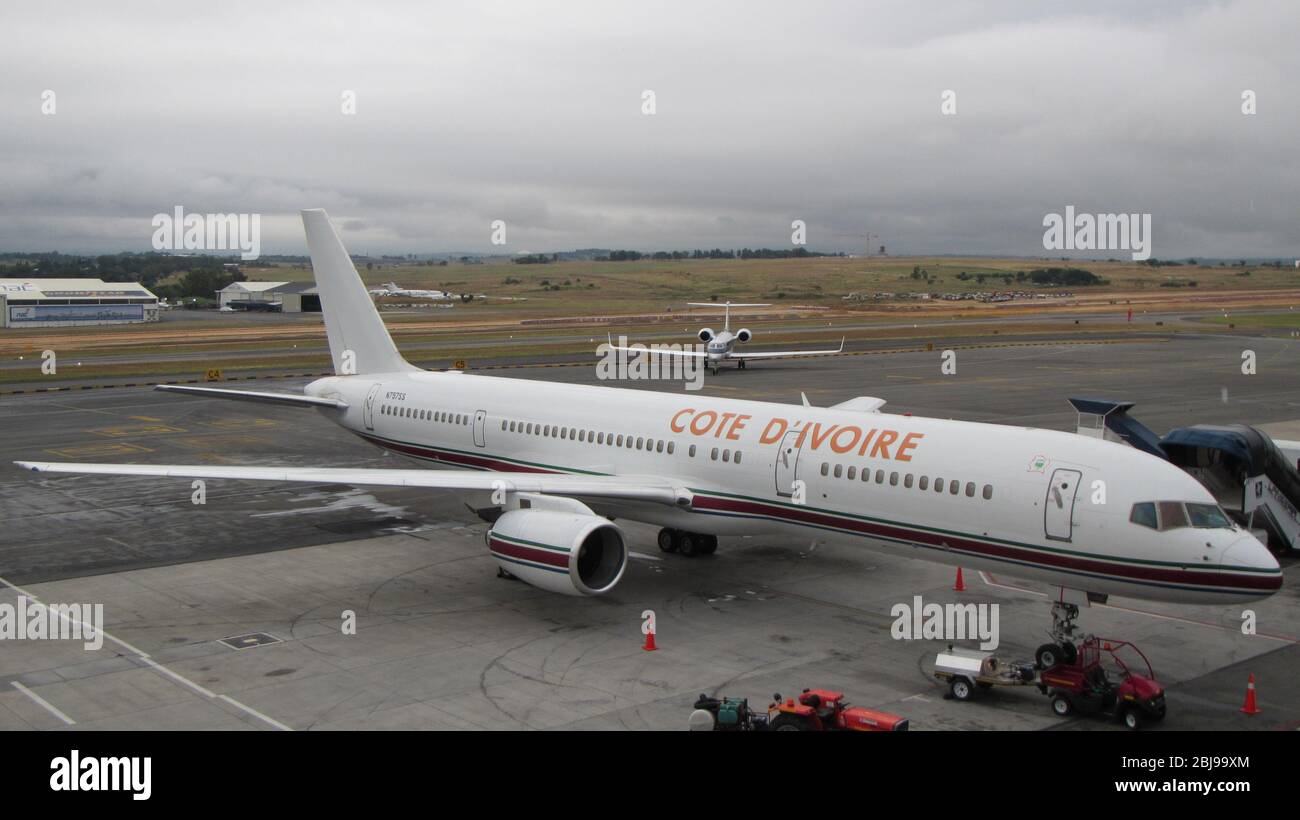 Cote d Ivoire N757SS Stock Photo - Alamy