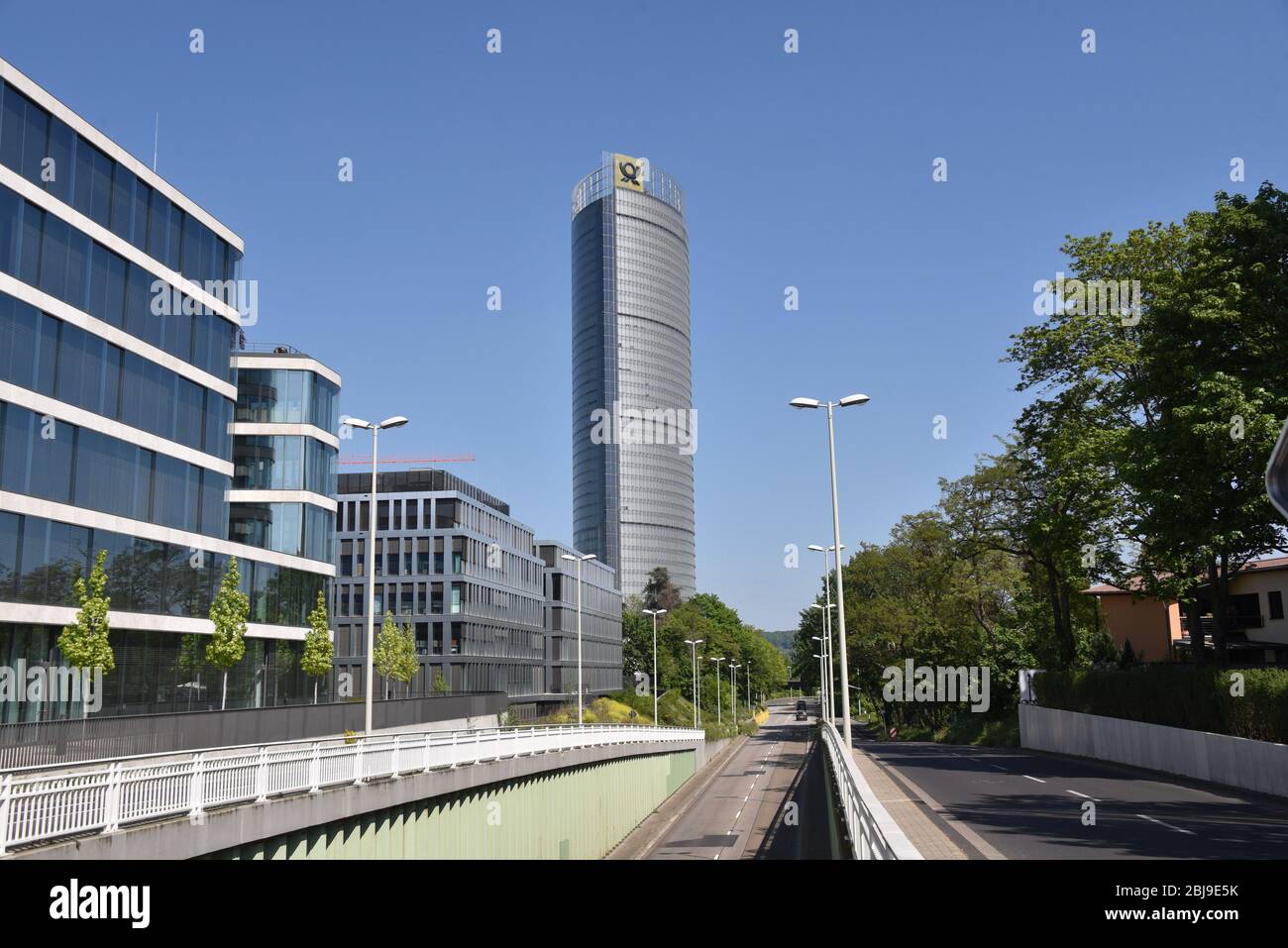 Dhl group logo hi-res stock photography and images - Alamy