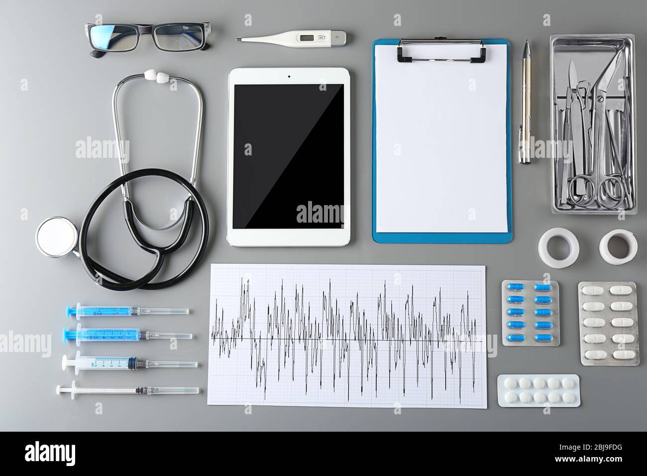 Surgical table accessories hi-res stock photography and images - Alamy